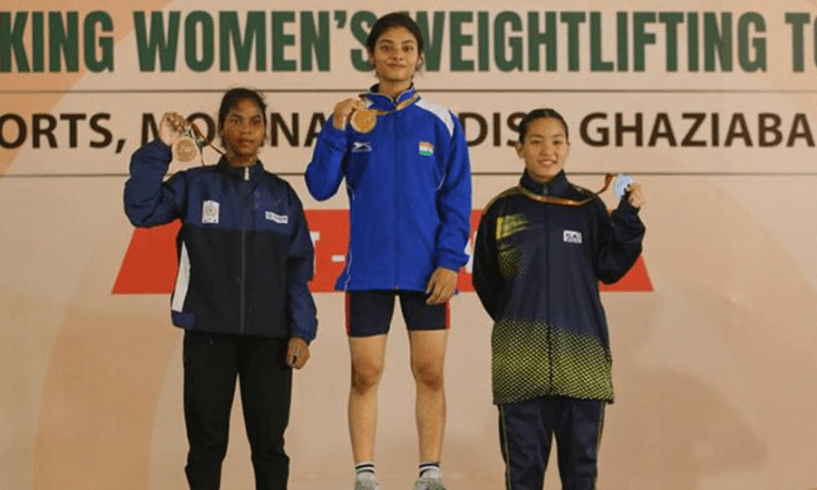 14-yr-old weightlifter Akanksha all set to debut at Khelo India Youth ...