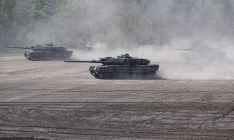 14 Leopard battle tanks to Ukraine