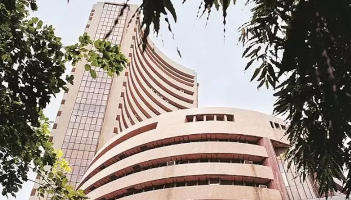 Early trading saw a market rebound on solid global trends.