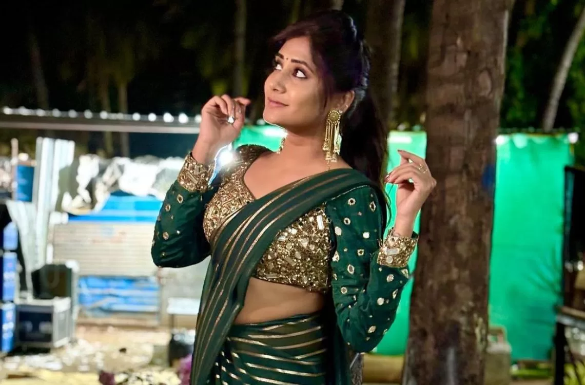 Vasanthi Krishnan Latest Stylish Photoshoot