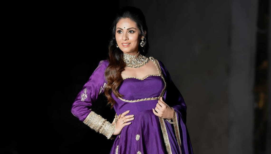 Sadaa is glowing in her latest look!