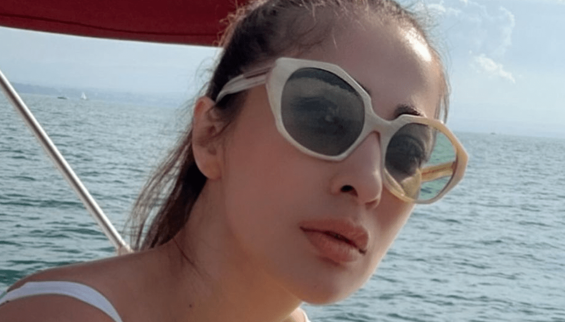 Raai Laxmi is looking absolutely gorgeous!