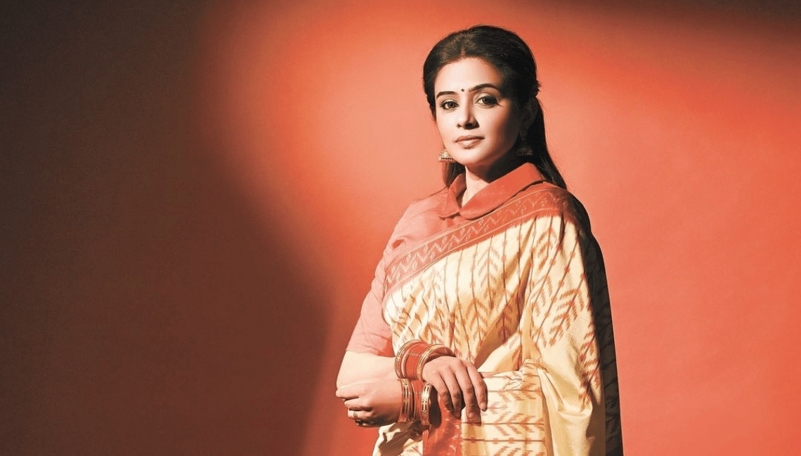 Priya Mani is a vision of grace and style!