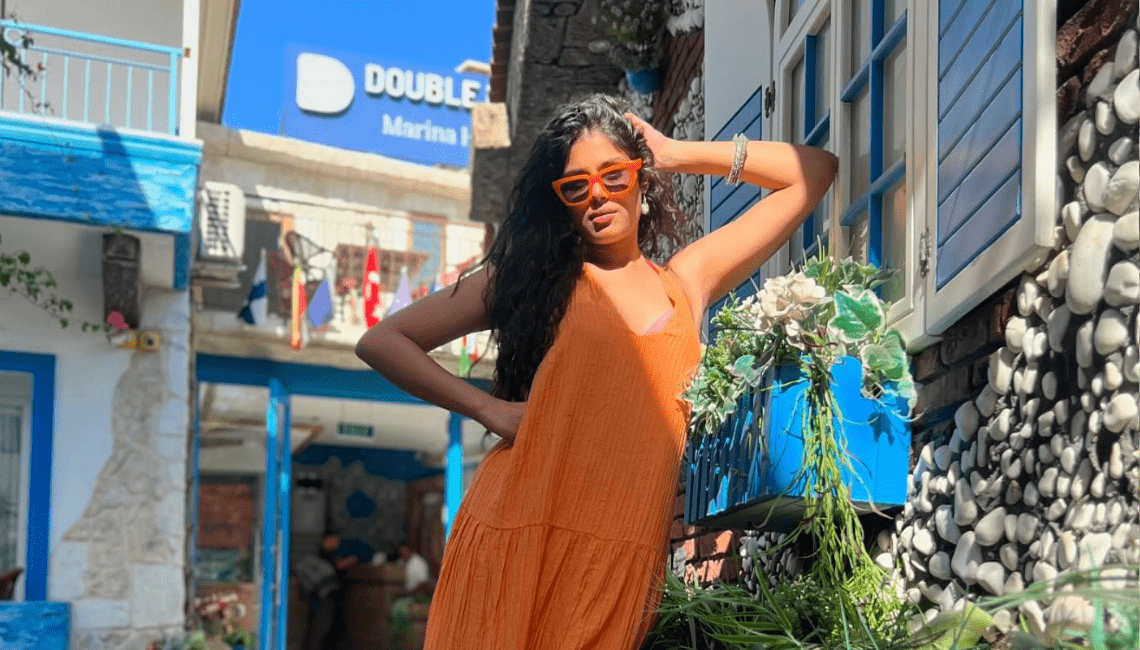 Faria Abdullah is all about grace and style!