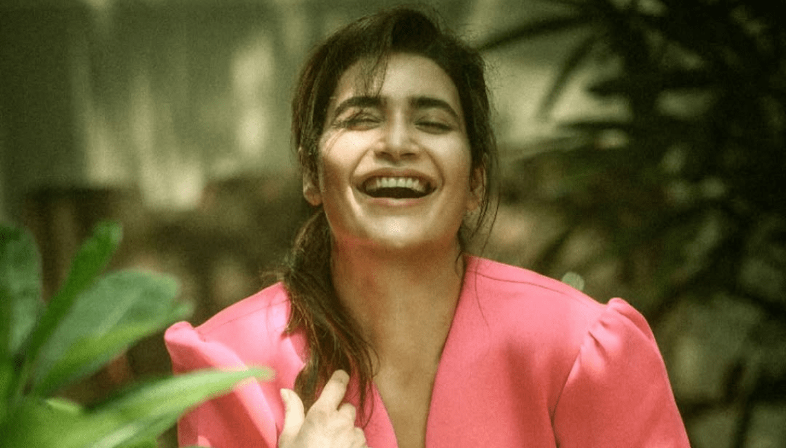 Karishma Tanna beauty is simply mesmerizing!