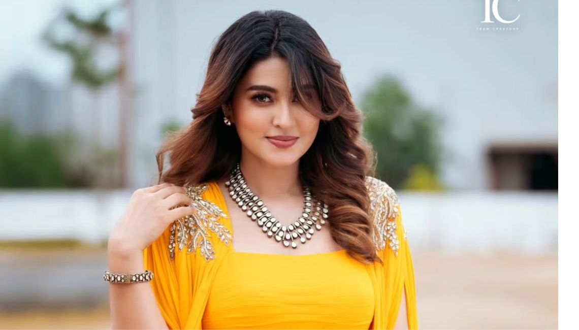 Actress Sneha Looking Gorgeous in Yellow Dress - Telugu Bullet